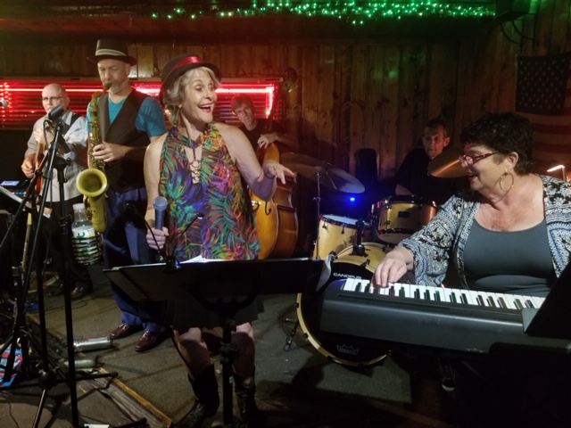 Debra Watson & The Los Angeles Smokin' Aces - SwingDance.LA